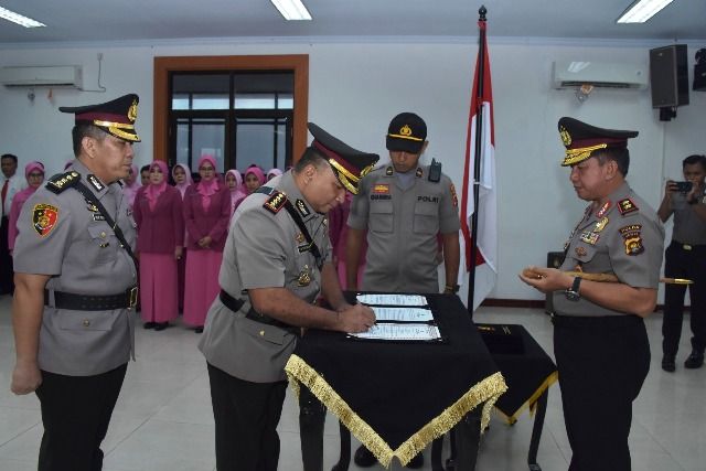 Kombes Pol Edi Faryadi hingga Dua Kapolres di Jajaran Polda Jambi Resmi ...