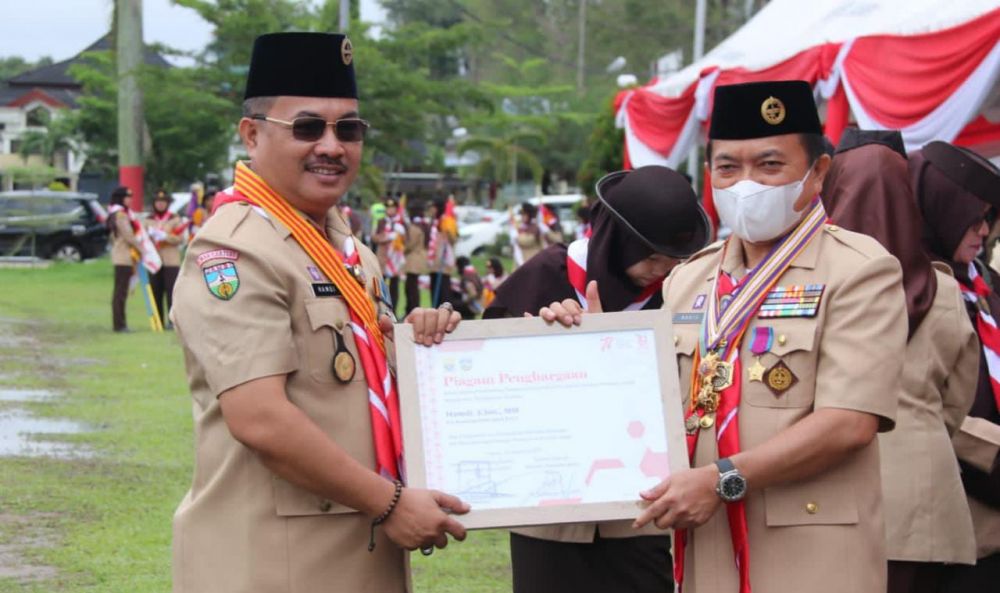 Haris Pimpinan Apel Peringatan HUT Pramuka ke-61